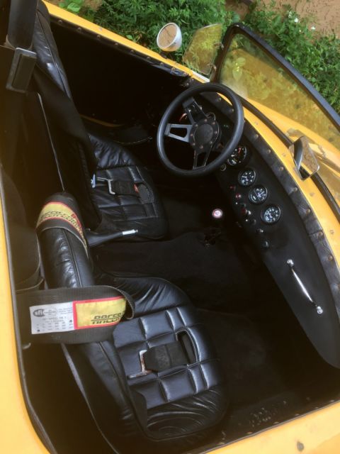 1965 AC Cobra- Former Vintage racer - Built with original ...