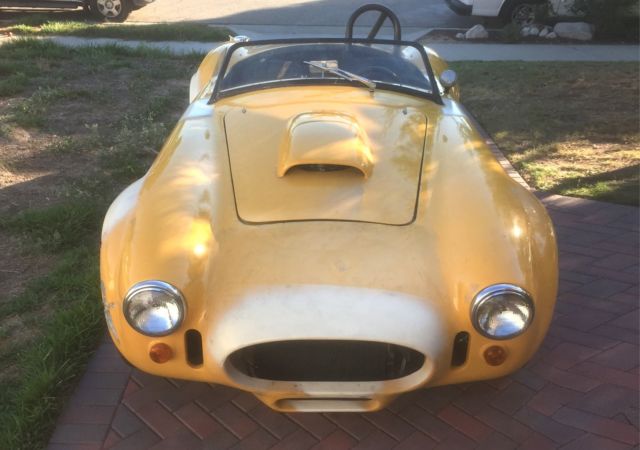 1965 AC Cobra- Former Vintage racer - Built with original ...