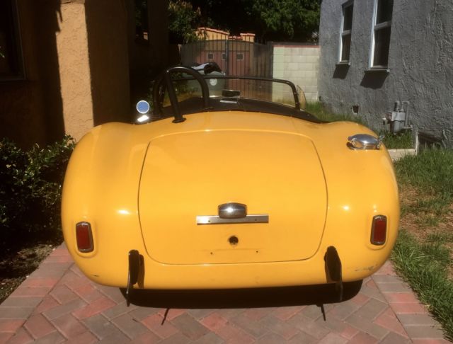 1965 AC Cobra- Former Vintage racer - Built with original ...