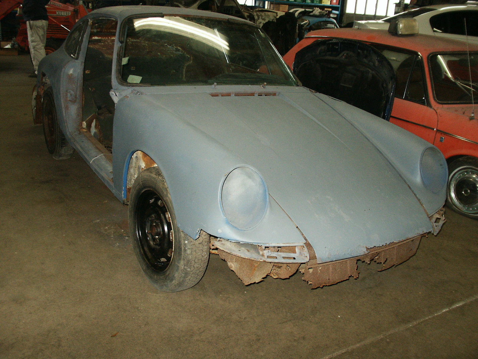 1971 Porsche 911T coupe rusty, restoration project - Classic Porsche ...