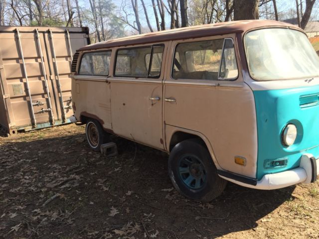 1972 VW BUS ENGINE RUNS - Classic Volkswagen Bus/Vanagon 1972 for sale