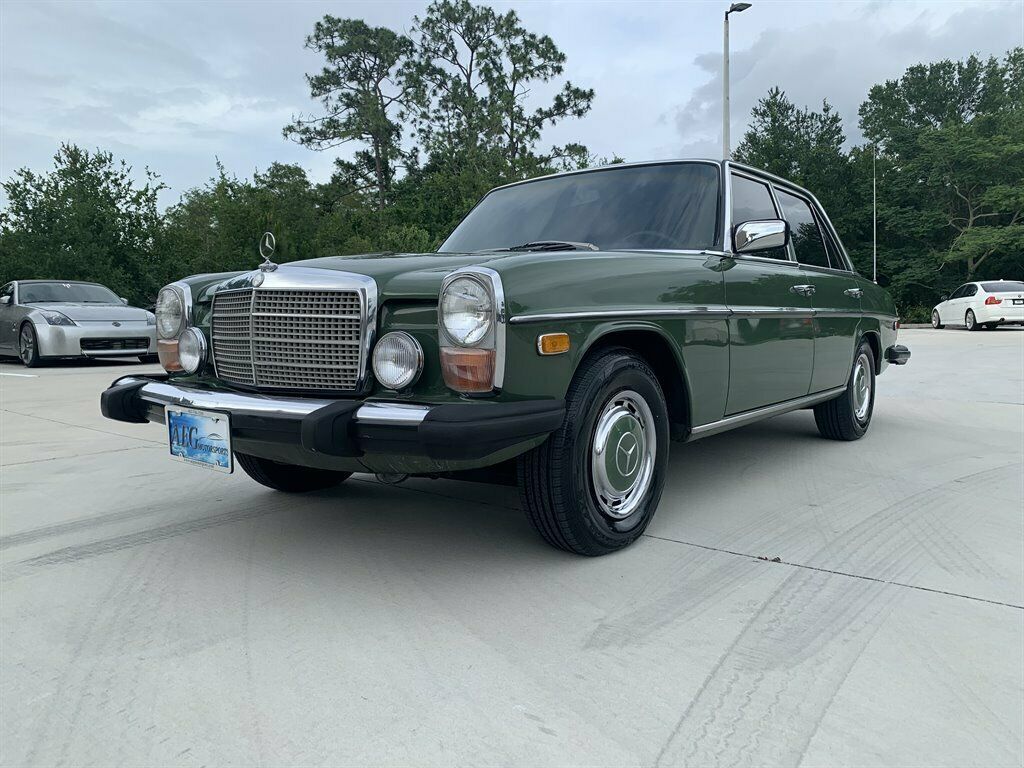 1976 Mercedes Benz 280 Sedan - Classic Mercedes-Benz 200-Series 1976 ...