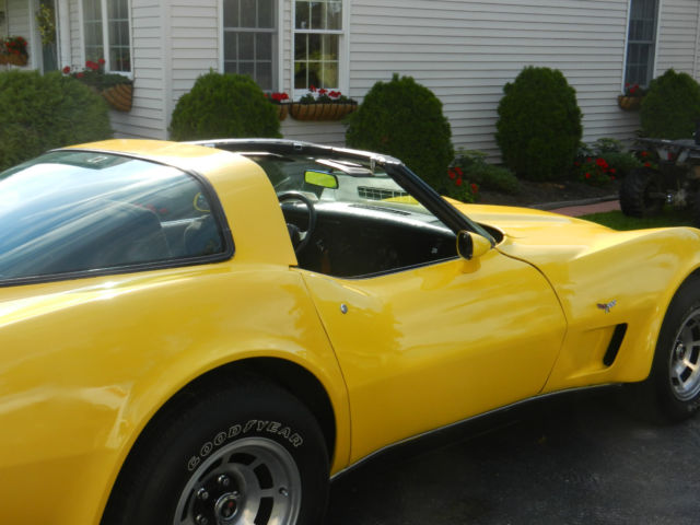 1979 yellow chevy corette - Classic Chevrolet Corvette 1979 for sale