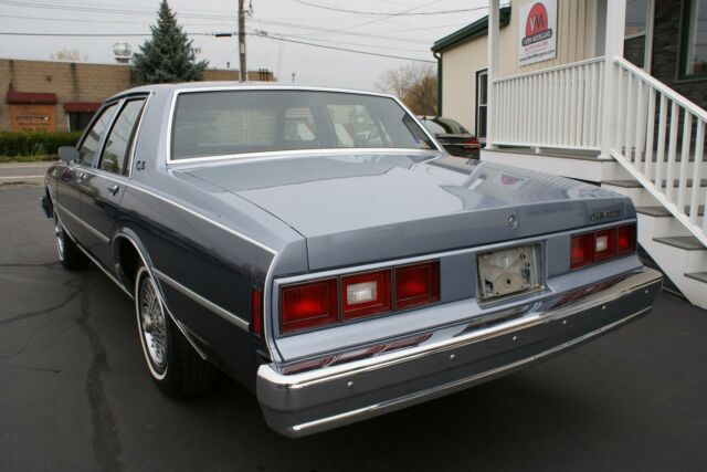 1984 Chevrolet Impala V8 Sedan - Classic Chevrolet Impala 1984 for sale
