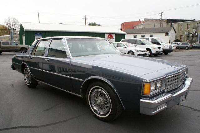 1984 Chevrolet Impala V8 Sedan - Classic Chevrolet Impala 1984 for sale