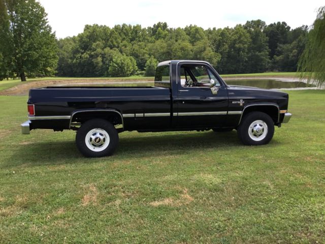 1985 Chevrolet C20 4x4 22K Original Mi. - Classic Chevrolet C-10 1985 ...