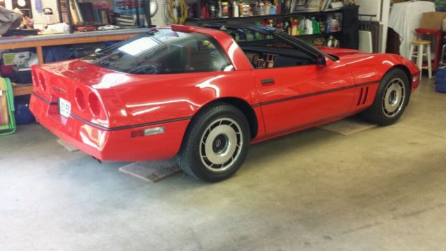 1985 red Corvette 78,000 - Classic Chevrolet Corvette 1985 for sale