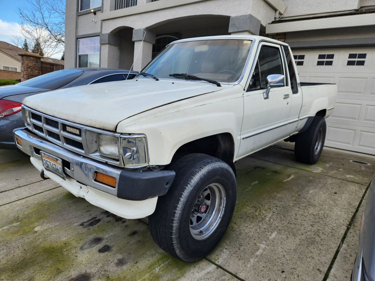 1986 toyota pickup 4x4 extended cab Sr5 - Classic Toyota 1/2 Ton Pickup 1986 for sale