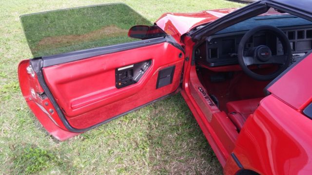 1987 Red C4 Corvette Coupe - Classic Chevrolet Corvette 1987 for sale