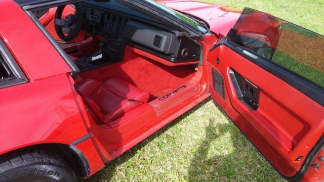 1987 Red C4 Corvette Coupe - Classic Chevrolet Corvette 1987 for sale