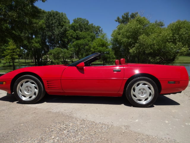 1992 Red Corvette Convertible with Black Top - Classic Chevrolet ...