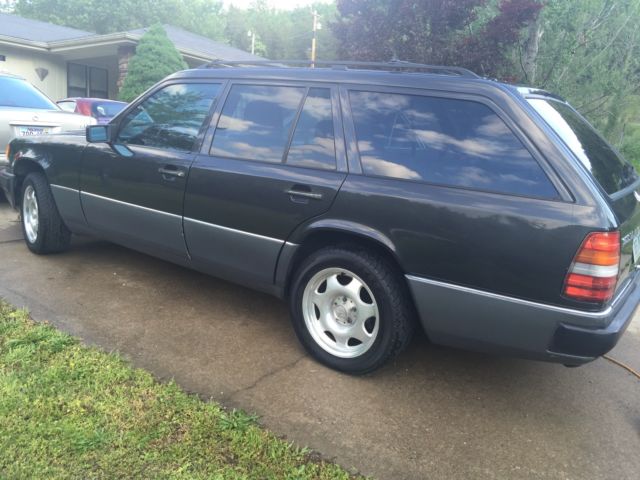 1993 MERCEDES 300 TE 4 MATIC - Classic Mercedes-Benz 300-Series 1993 ...