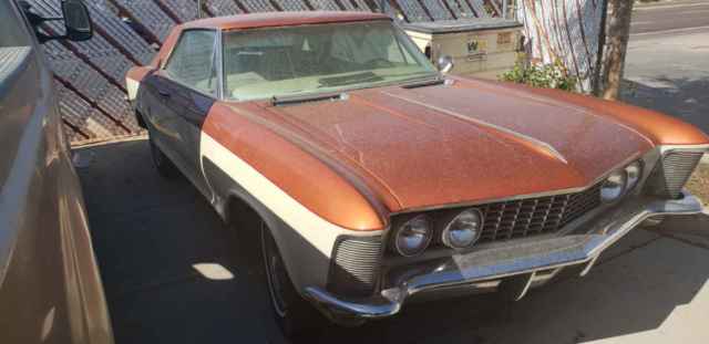 2 Door Coupe Classic Two tone - Classic BUICK RIVIERA 1964 for sale