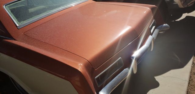 2 Door Coupe Classic Two tone - Classic BUICK RIVIERA 1964 for sale