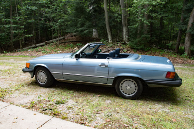 560 SL convertible - Classic Mercedes-Benz SL-Class 1988 for sale