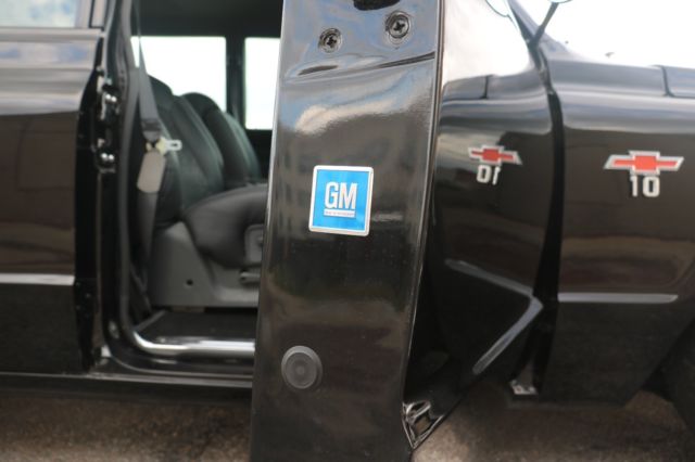 67 SUBURBAN 3 DOOR - Classic Chevrolet Suburban 1967 for sale