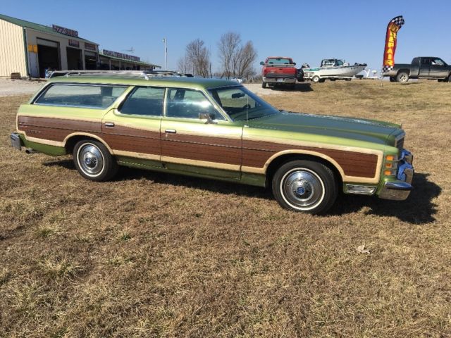 75 Ford LTD Country Squire 460 option - Classic Ford Other 1975 for sale