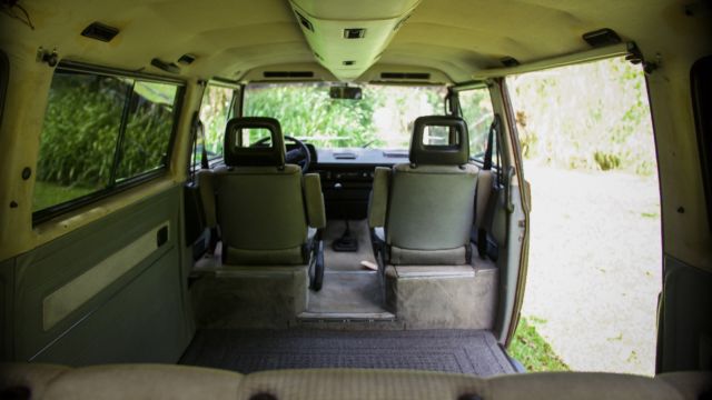 84 VW Vanagon - Classic Volkswagen Bus/Vanagon 1984 for sale