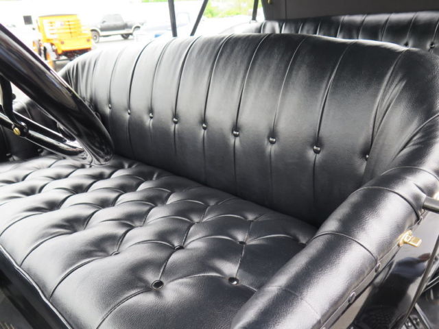 AACA First stunning Tin Lizzy touring - Classic Ford Model T 1915 for sale