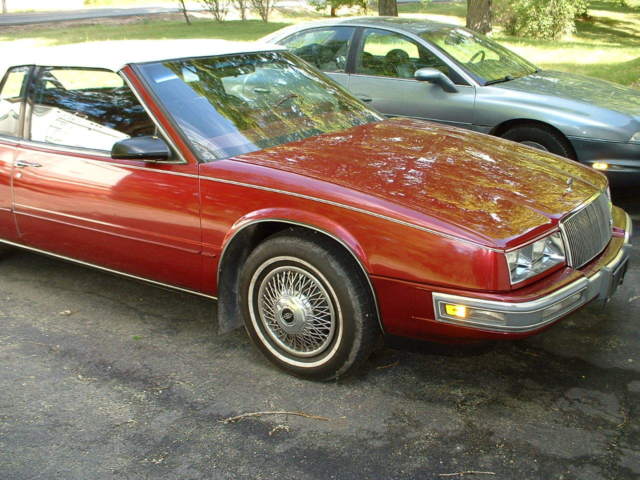 BUICK RIVIERA, 1987, NO RESERVE - Classic Buick Riviera 1987 for sale