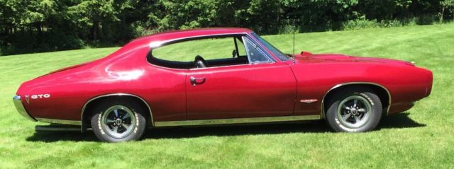 Classic 1968 GTO 6.5 liter 400 cu in 365 hp engine - Classic Pontiac ...