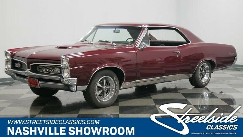 Classic vintage GTO original colors 400 V8 - Classic Pontiac GTO 1967 ...