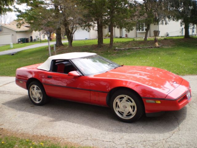Corvette convertible red - Classic Chevrolet Corvette 1989 for sale