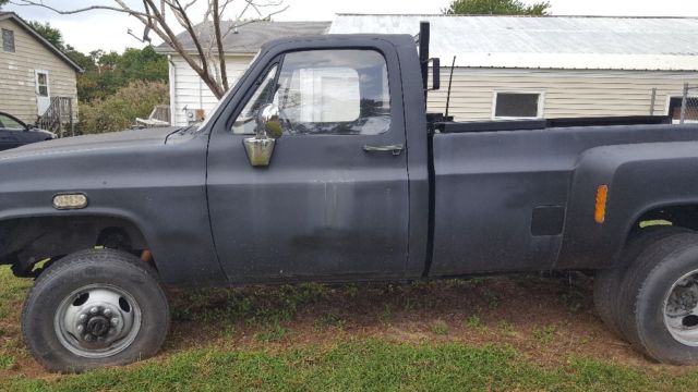 Cucv 1028 - Classic Chevrolet C/K Pickup 3500 1984 for sale