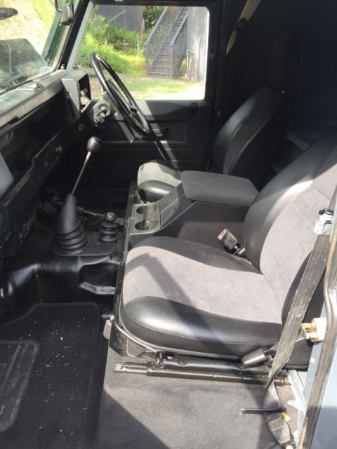 Defender 90 RHD panel truck - Classic Land Rover Defender 1987 for sale