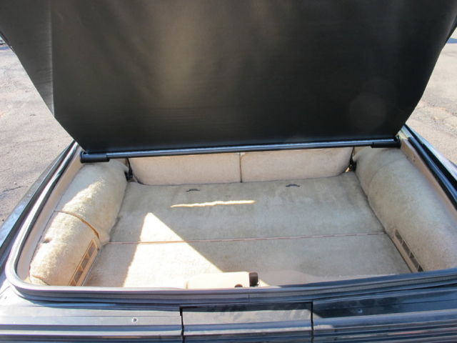 Firebird 355 Ram Air 5 speed no reserve - Classic Pontiac Trans Am 1983 ...