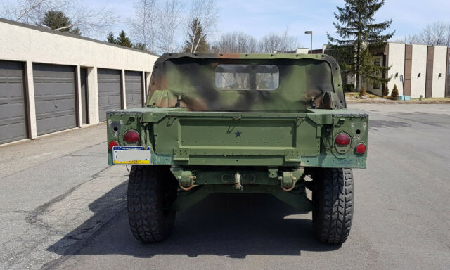Hummve military green 1994 - Classic Hummer H1 1994 for sale