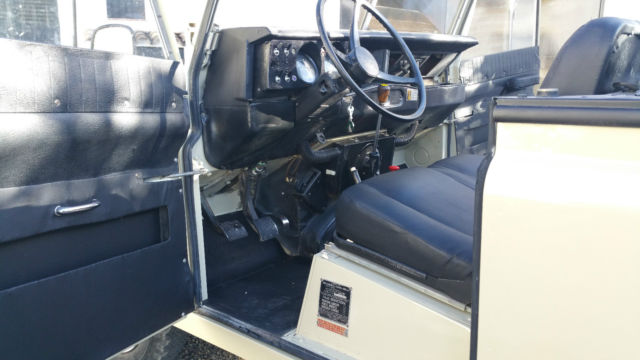 LAND ROVER DEFENDER 88 - Classic Land Rover Defender 1979 for sale