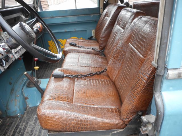 Land Rover ,rat rod,tiki bar cruiser - Classic Land Rover Discovery ...