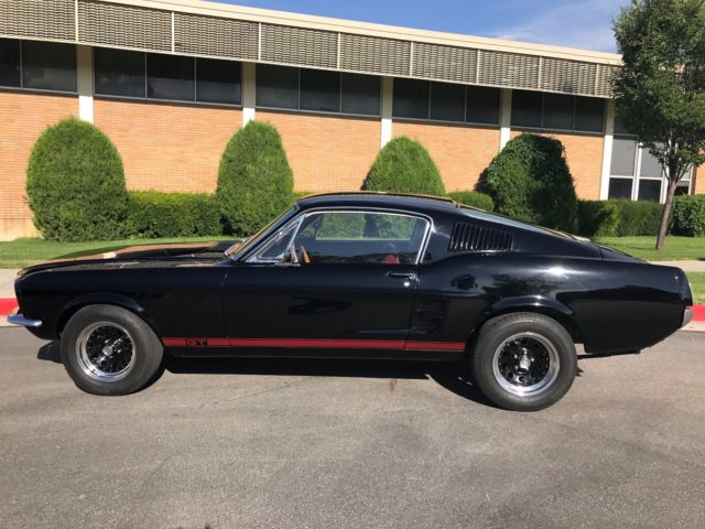 Mustang Fastback 67 - Classic Ford Mustang 1967 for sale