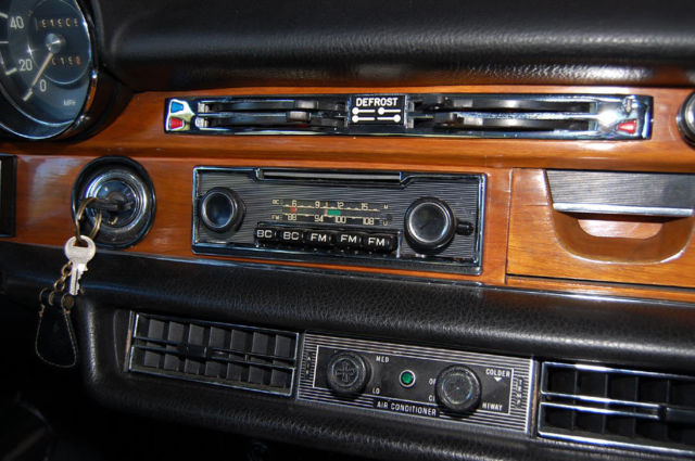 Native California Mercedes 280 SE - Classic Mercedes-Benz 200-Series ...