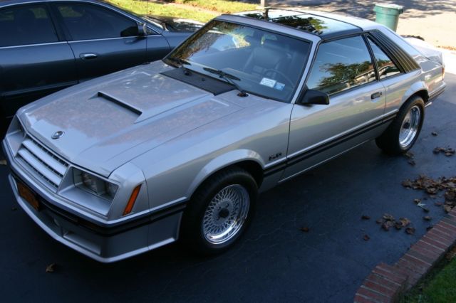 Silver/Black 82GT T-top 25,900 miles - Classic Ford Mustang 1982 for sale