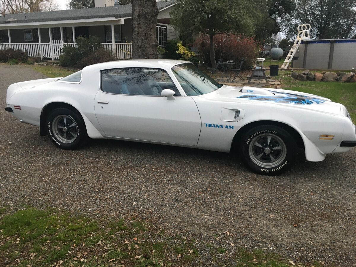 White Blue Livery 1975 Pontiac Trans Am 400 CID V8 AC CAR - Classic Pontiac Firebird 1975 for sale